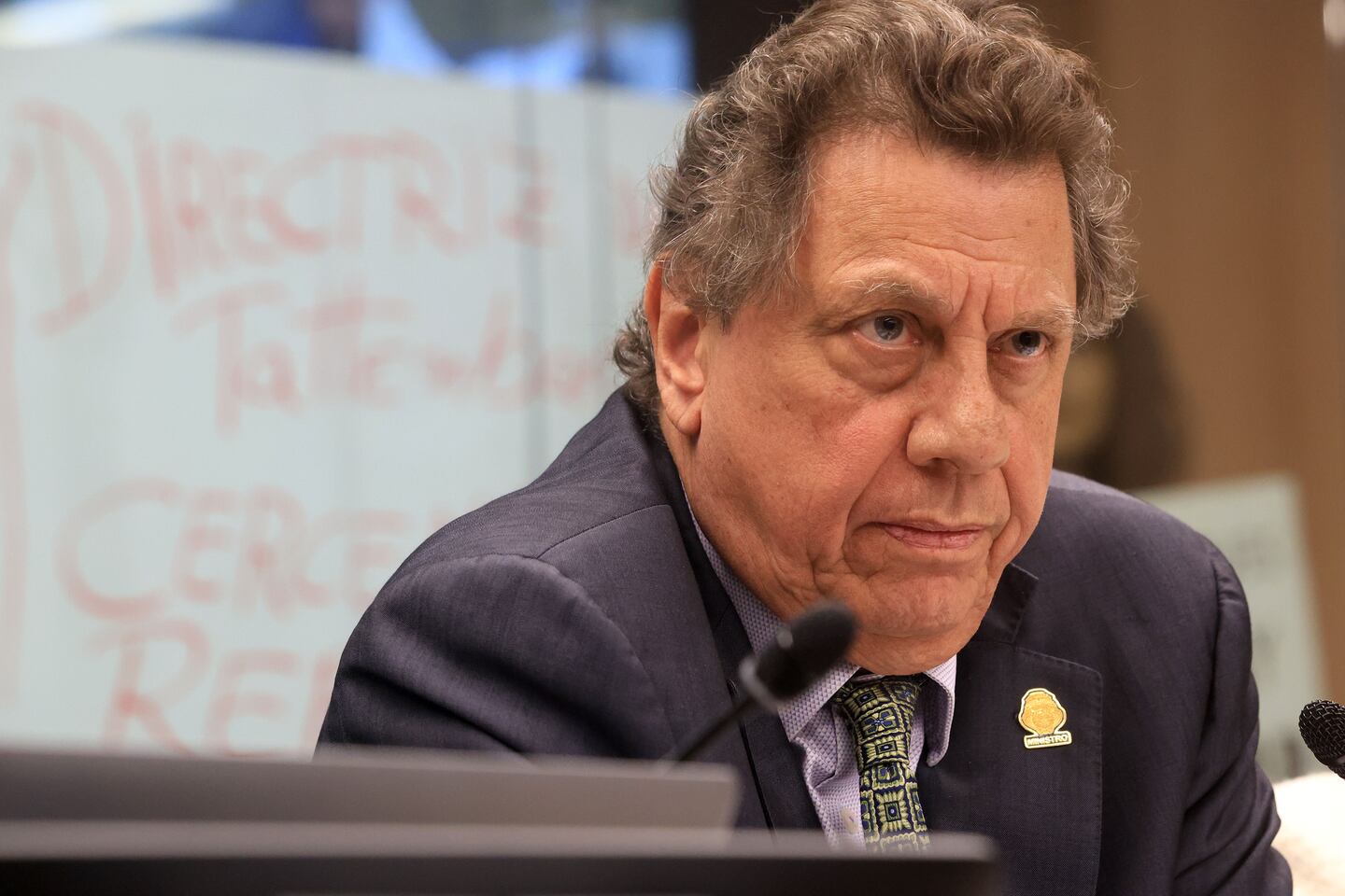 Ministro Franz Tattenbach niega haber recibido oficio de directora de ...