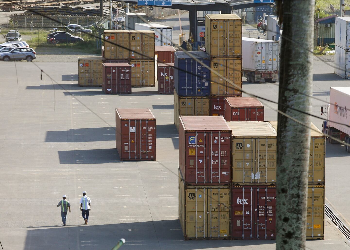 Confusión sobre ofrecimiento de ayuda provocó filas de limonenses sin ...