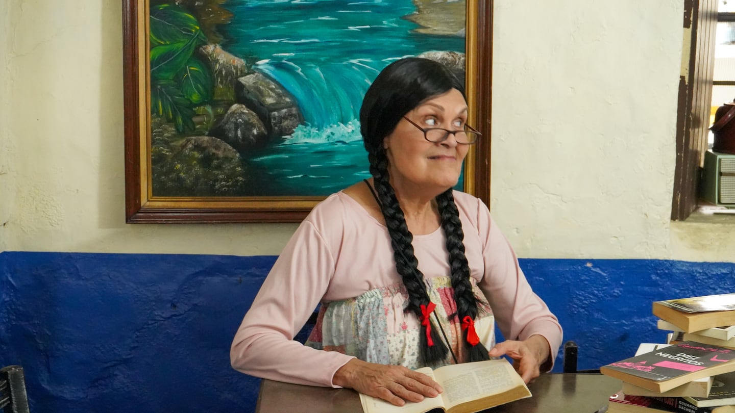 Elodia vuelve a ‘Caras vemos’ para resolver misterios en su barrio: ¡Risas y suspenso ...