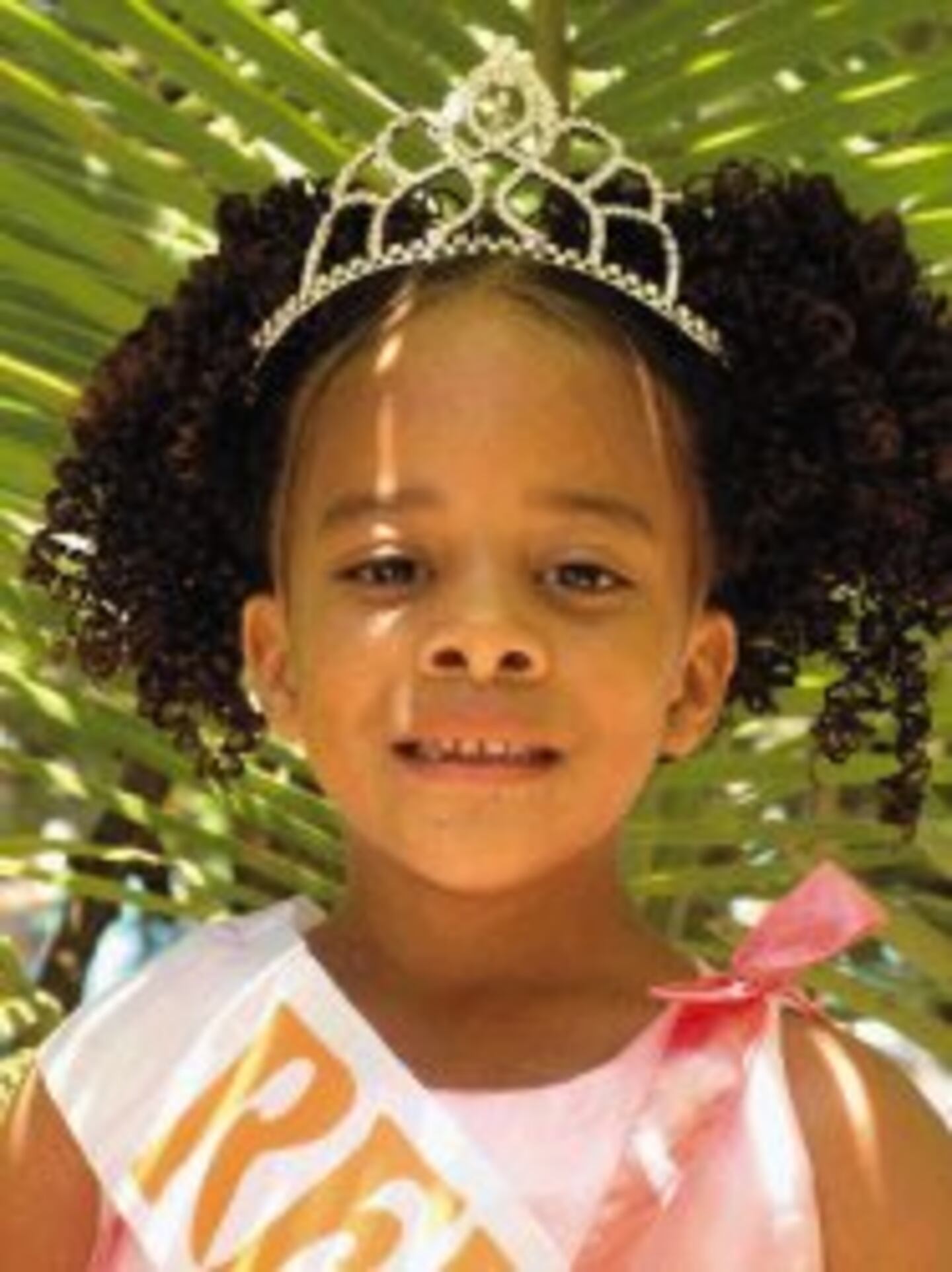 Limón tiene reina infantil para carnavales | La Nación