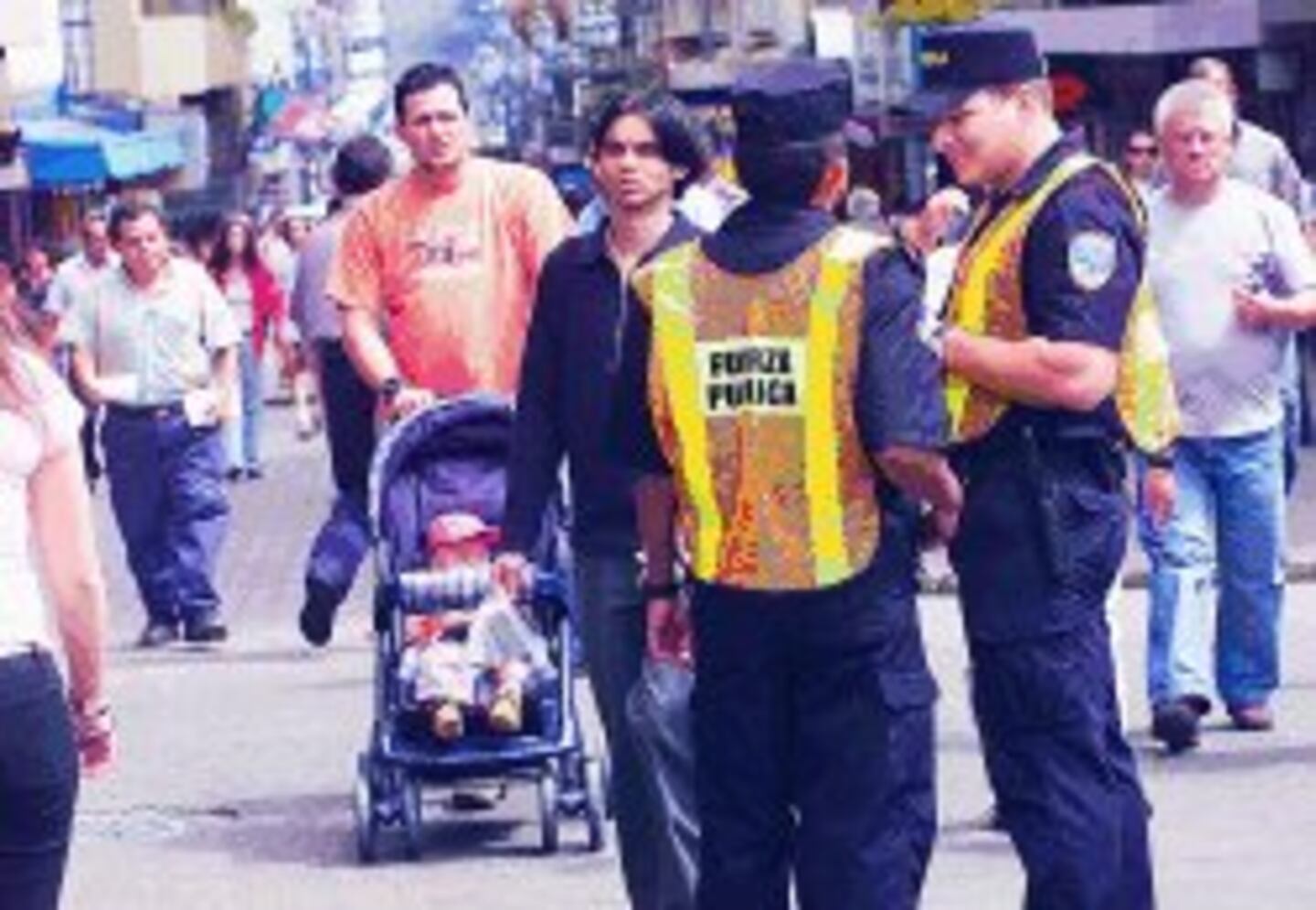 Más agentes encubiertos en operativos capitalinos | La Nación