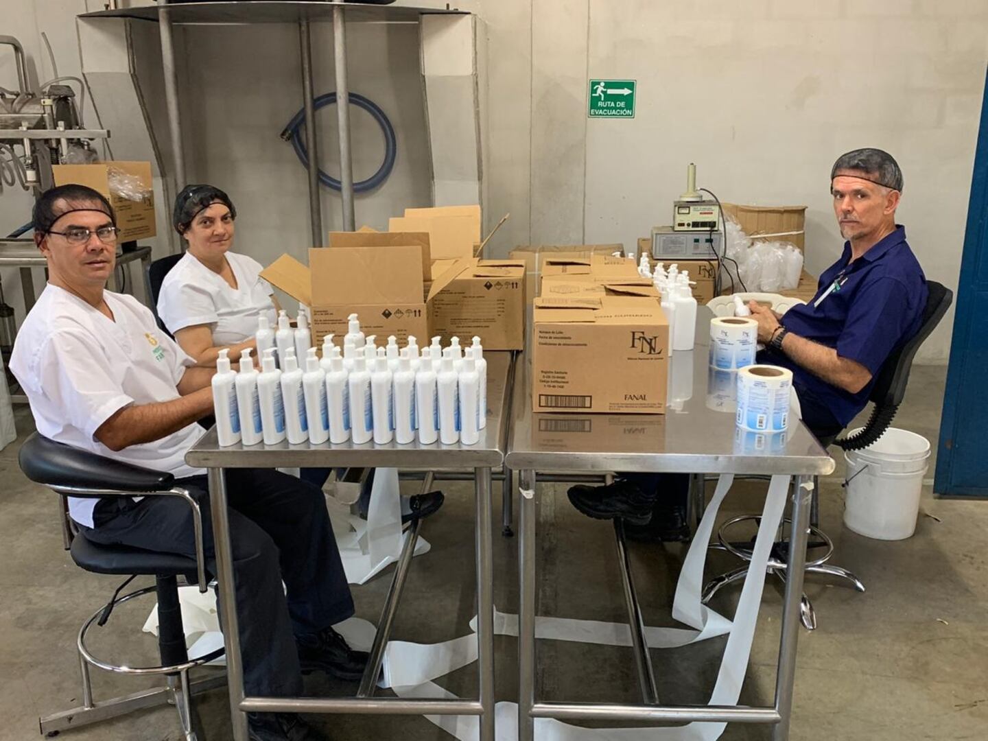 Correos de Costa Rica hará entregas de alcohol antiséptico de Fanal ...