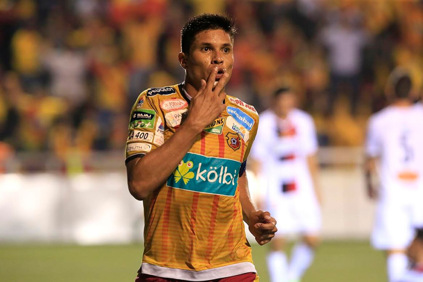 Óscar Esteban Granados: 'Hubiéramos preferido jugar en el Morera Soto ...