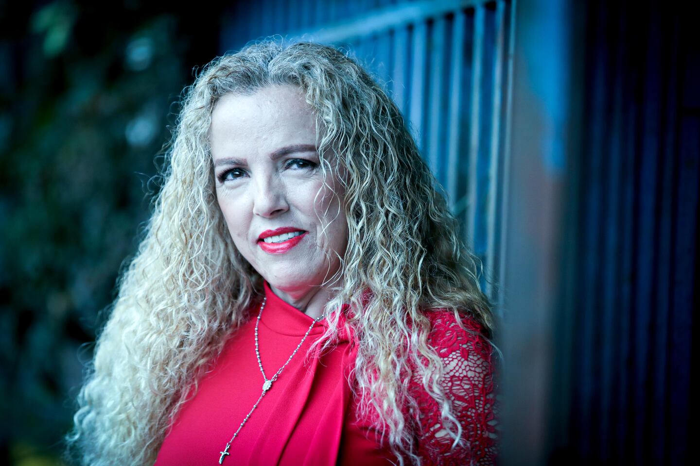 ‘Estimados vecinos, andamos recogiendo...’ Conozca a Ana Rojas, la voz ...