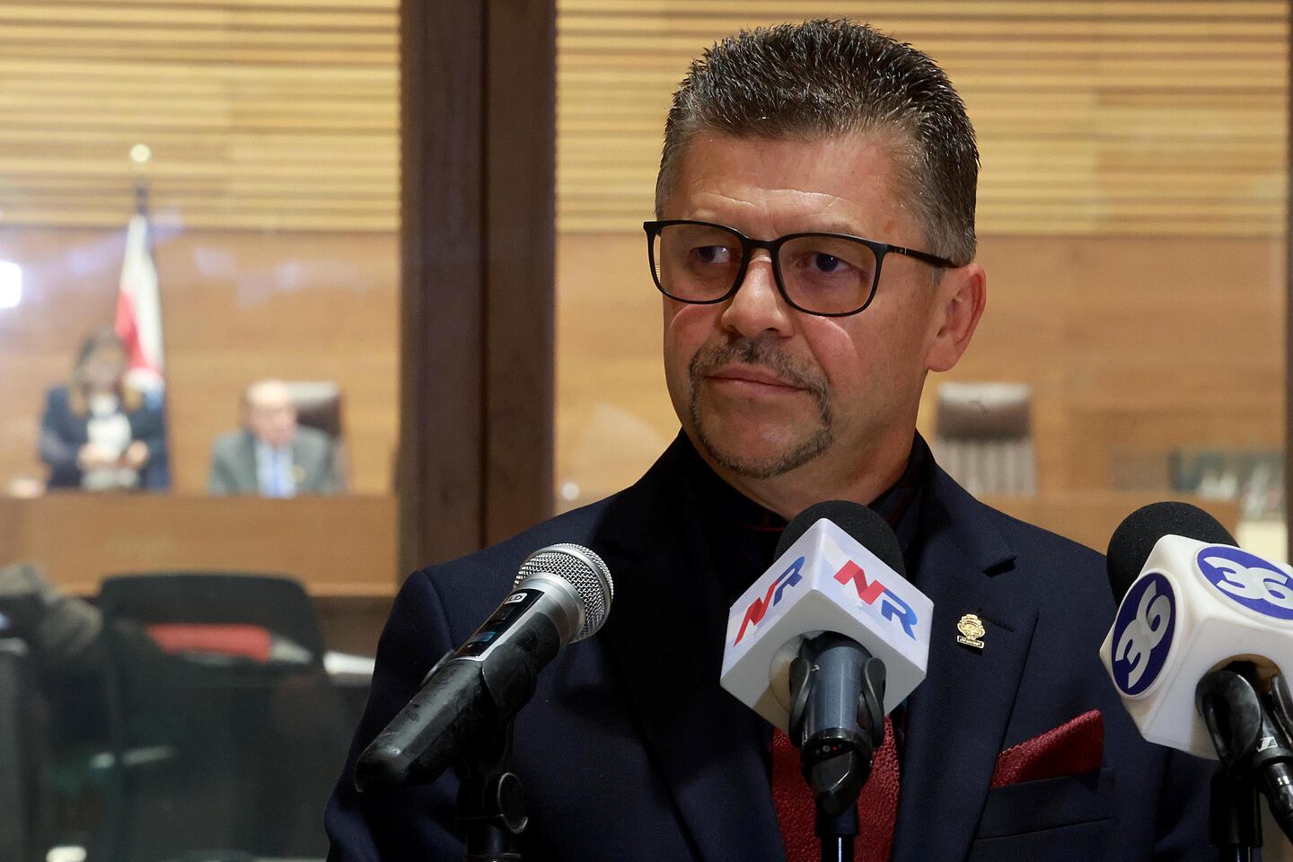 Gilbert Jiménez anunció sesión privada sobre cárceles de carpas con ...