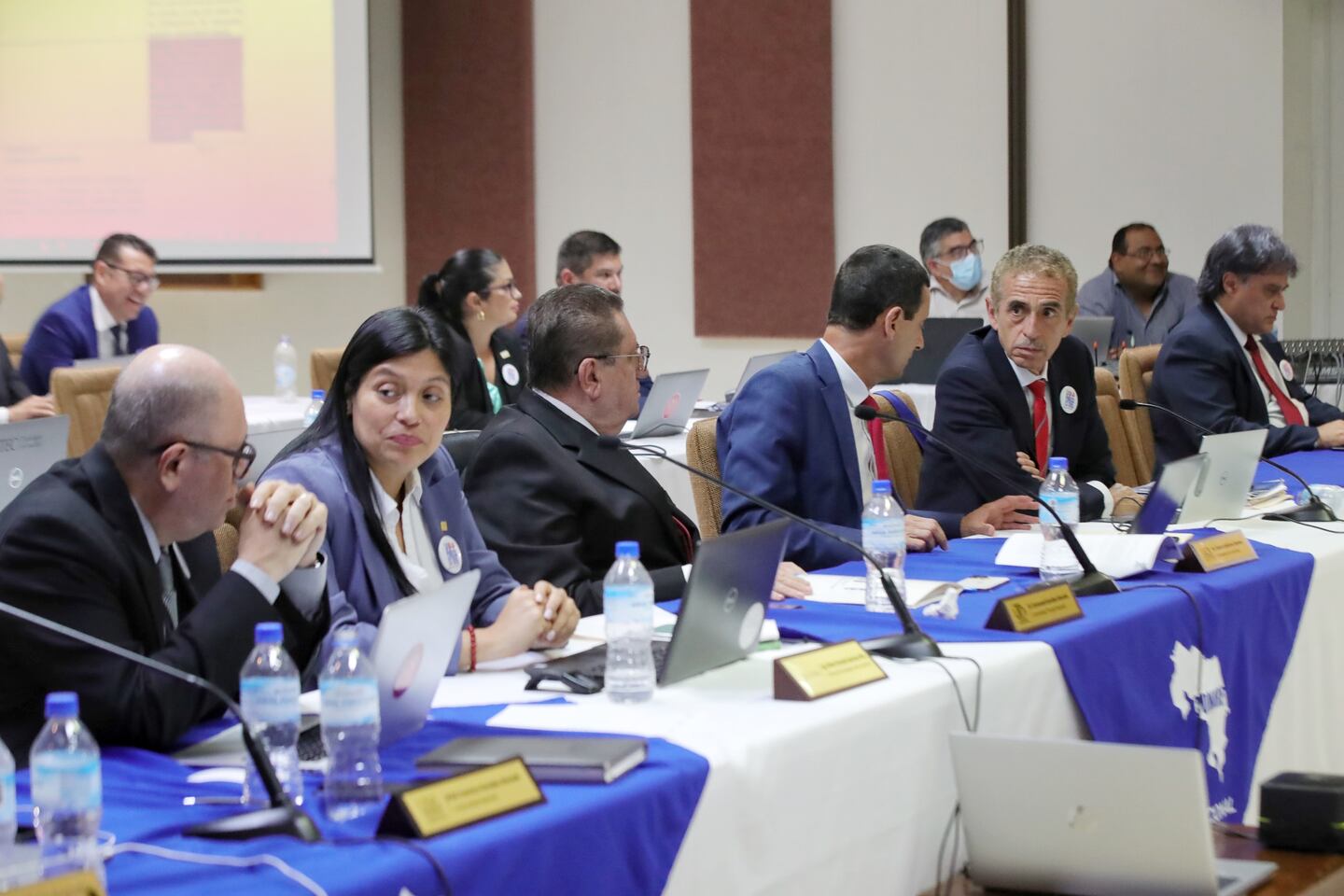 ‘U’ públicas estudian nueva distribución del FEES con tres propuestas ...