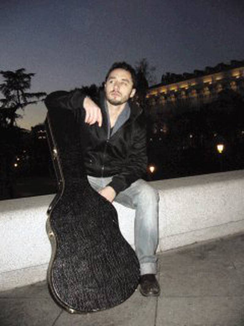 Guitarrista tico se abre camino en España | La Nación