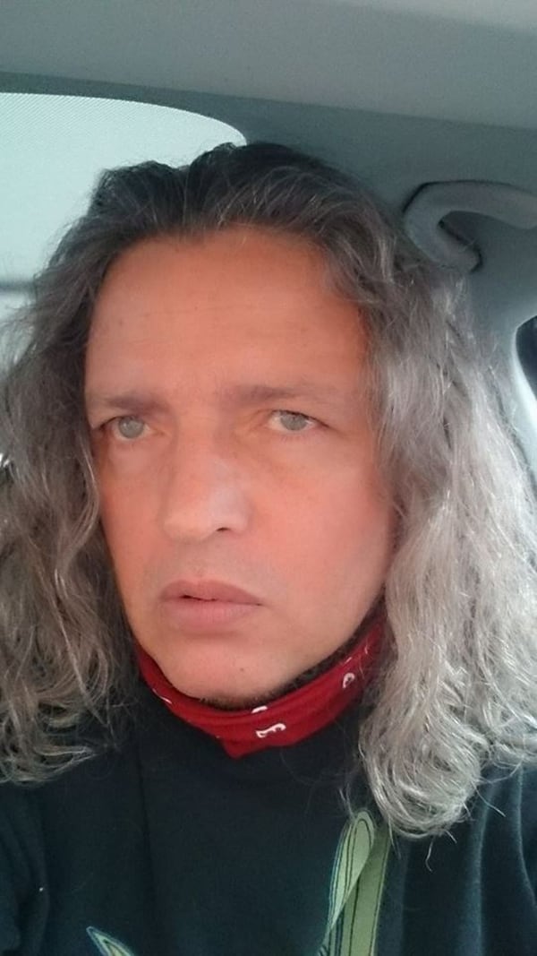 Rafa Rojas sufre emboscada: paparazis lo confrontan con supuesto ...